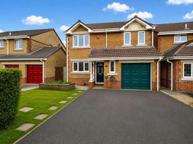 4 Bedroom Detached House