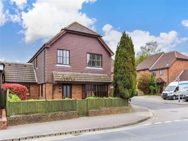 4 Bedroom Detached House