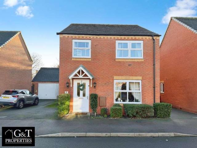 4 Bedroom Detached House