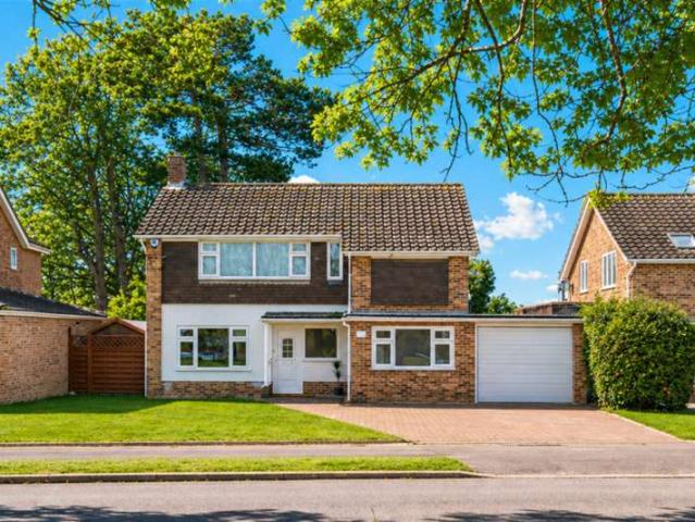 4 Bedroom Detached House