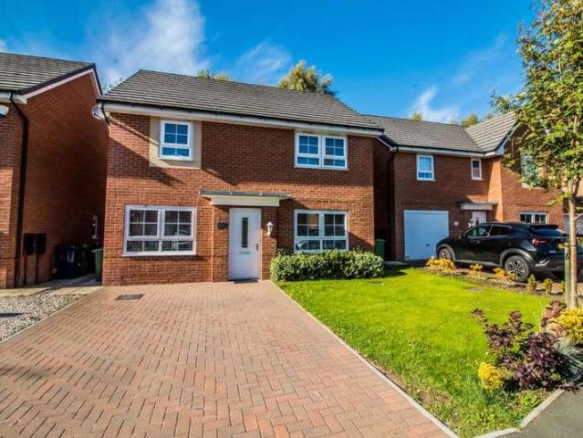 4 Bedroom Detached House