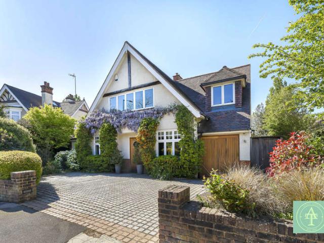 4 Bedroom Detached House