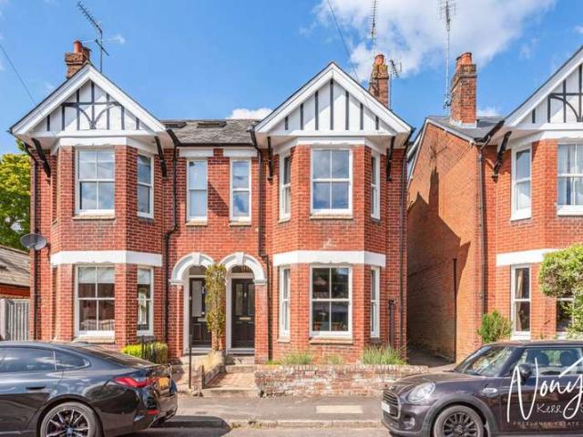4 Bedroom Detached House