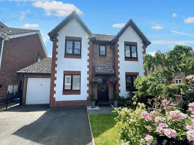 4 Bedroom Detached House