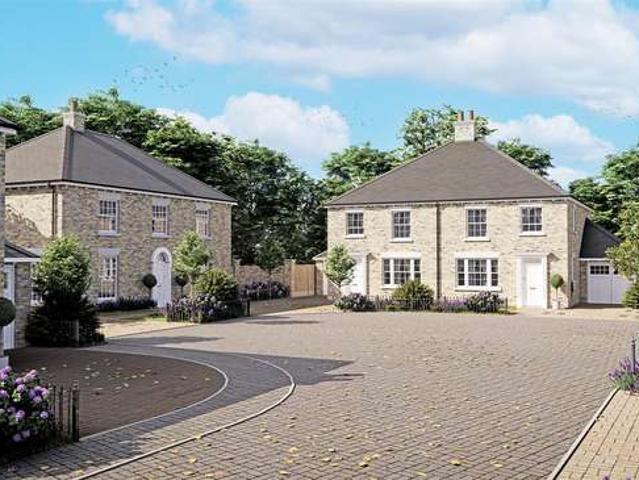 4 Bedroom Detached House
