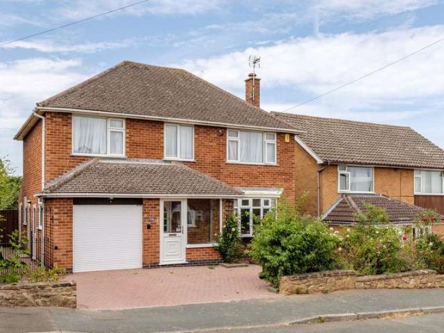 4 Bedroom Detached House