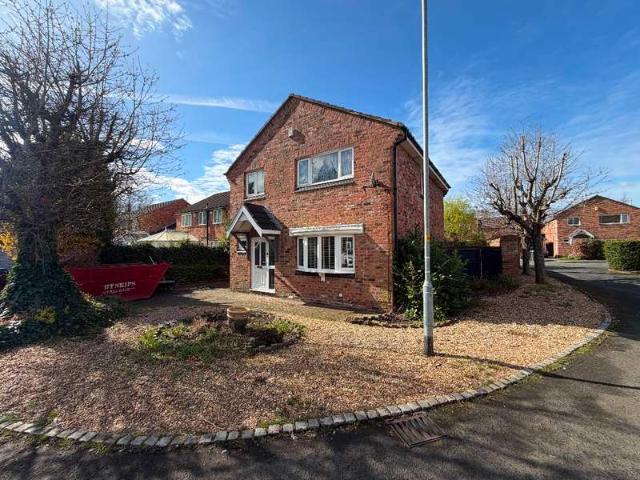 4 Bedroom Detached House