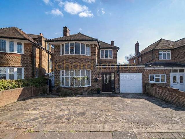 4 Bedroom Detached House