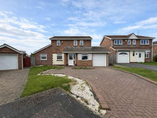4 Bedroom Detached House