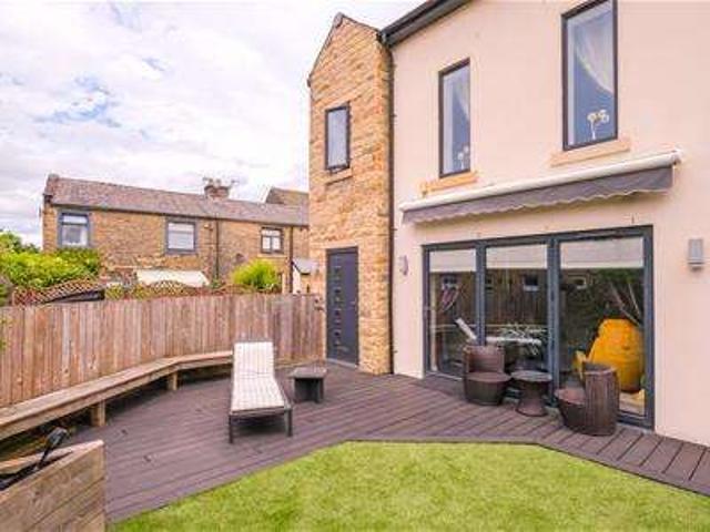 4 Bedroom Detached House