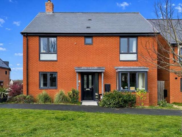 4 Bedroom Detached House