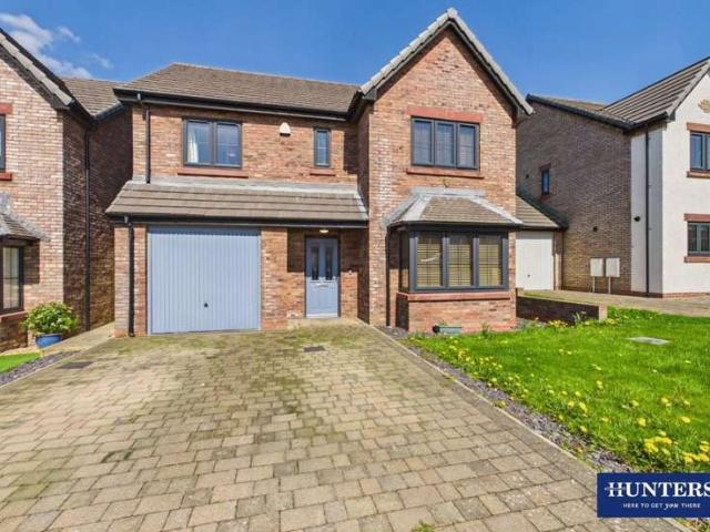 4 Bedroom Detached House