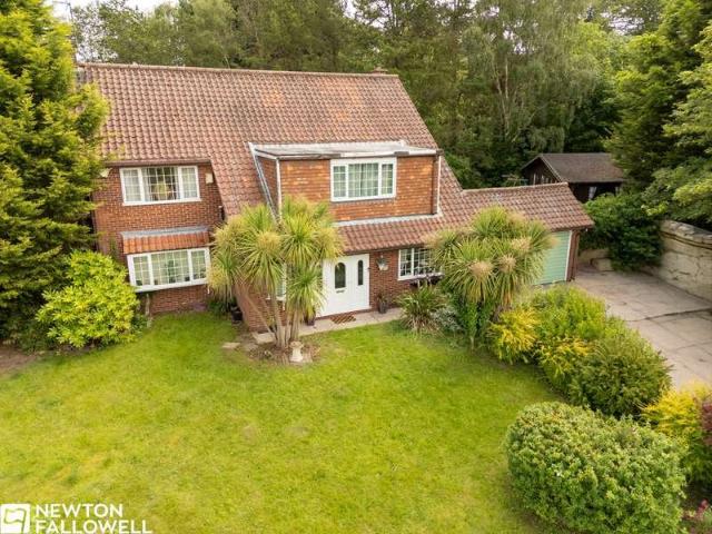4 Bedroom Detached House