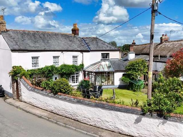 4 Bedroom Detached House