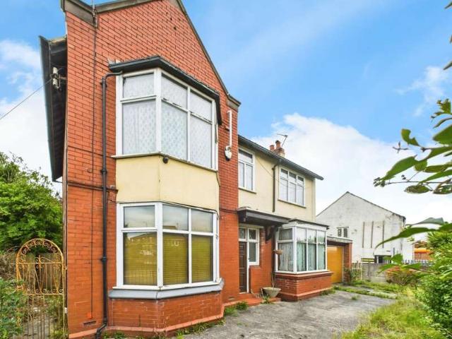 4 Bedroom Detached House