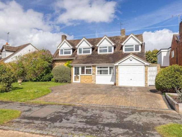 4 Bedroom Detached House