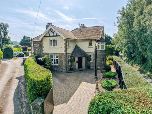 4 Bedroom Detached House