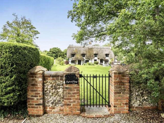 4 Bedroom Detached House
