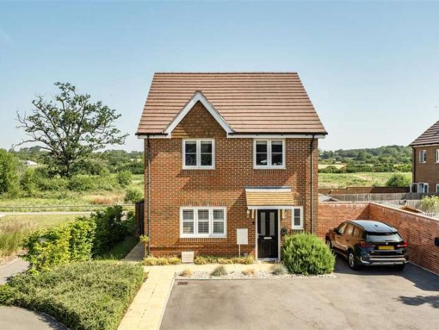 4 Bedroom Detached House