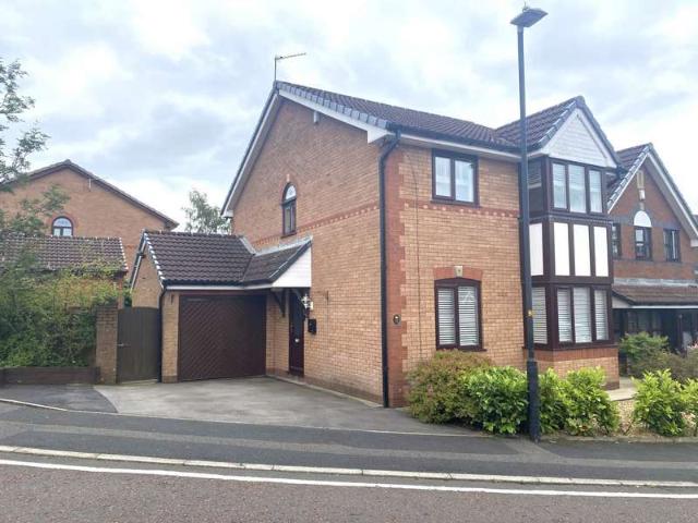 4 Bedroom Detached House
