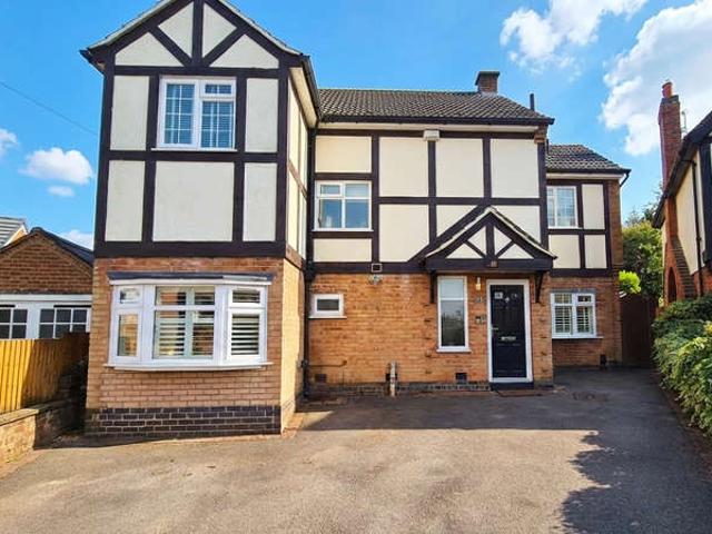 4 Bedroom Detached House