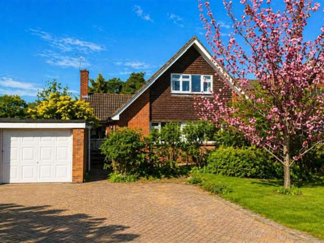 4 Bedroom Detached House