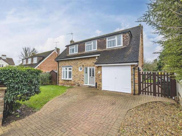 4 Bedroom Detached House
