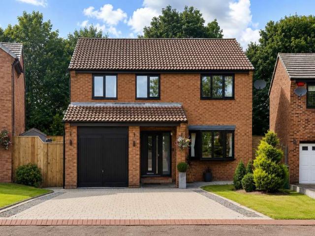 4 Bedroom Detached House