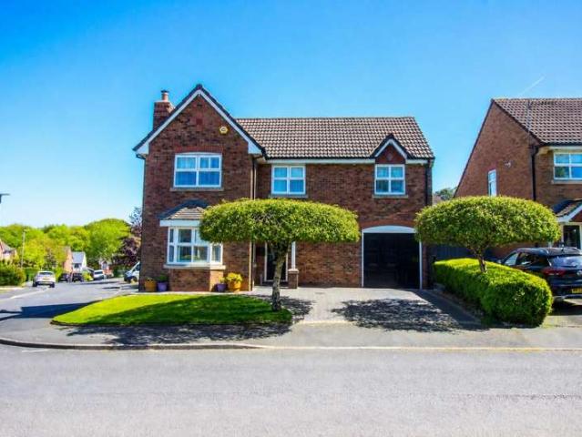 4 Bedroom Detached House