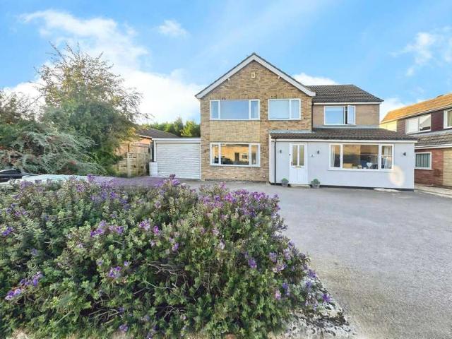 4 Bedroom Detached House