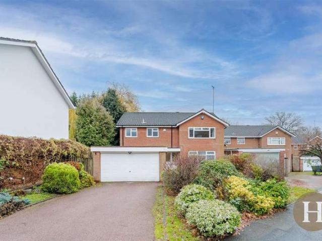 4 Bedroom Detached House