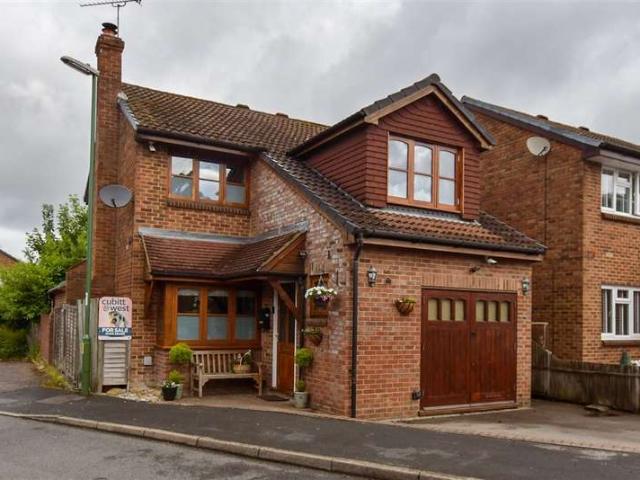 4 Bedroom Detached House