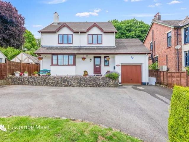 4 Bedroom Detached House