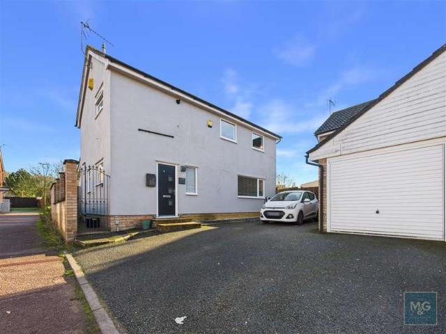 4 Bedroom Detached House