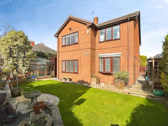 4 Bedroom Detached House