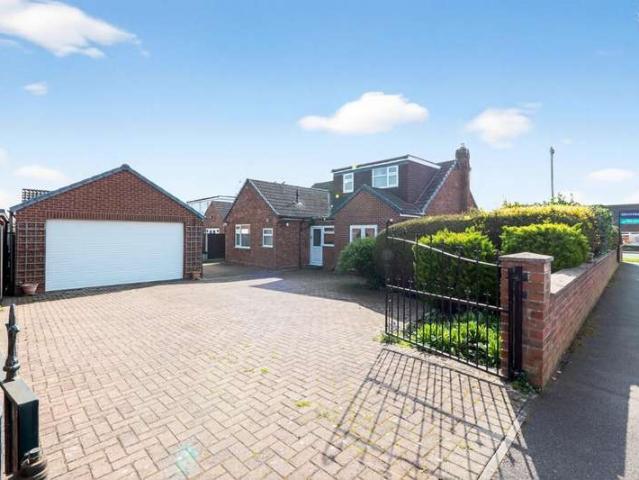 4 Bedroom Detached House