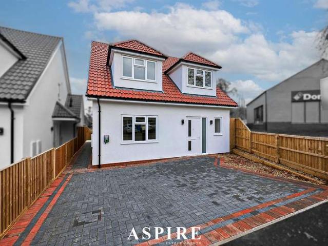4 Bedroom Detached House
