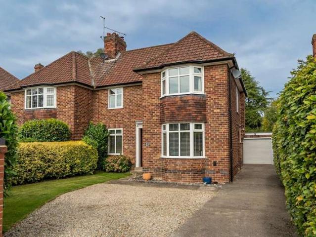 4 Bedroom Detached House
