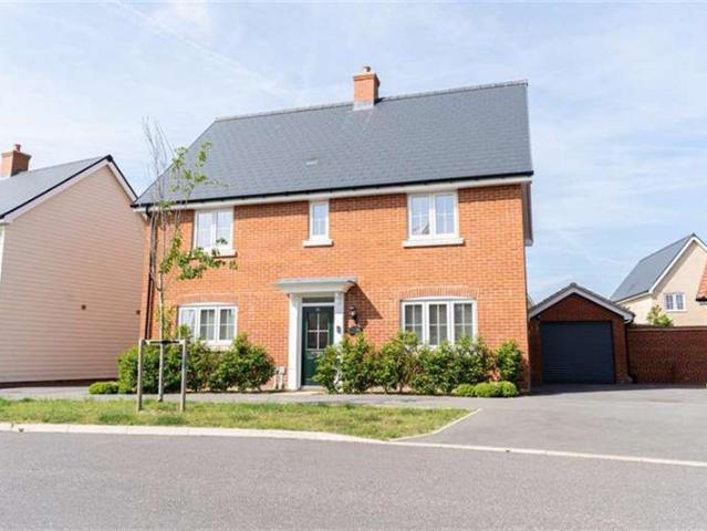 4 Bedroom Detached House
