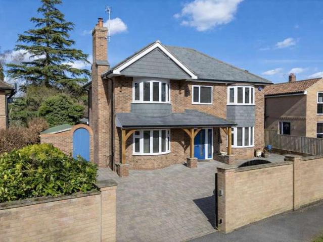 4 Bedroom Detached House