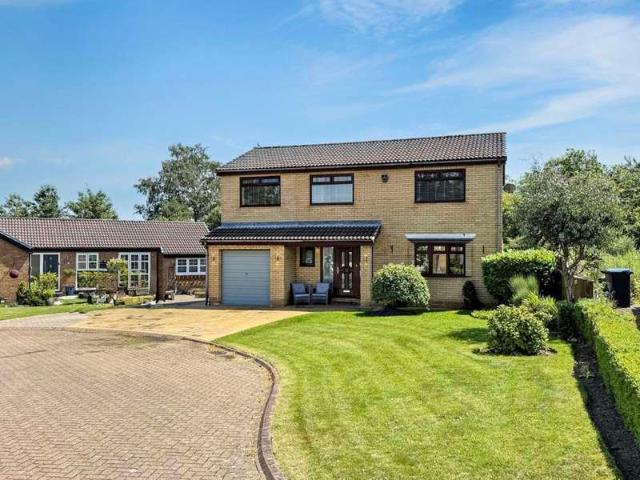 4 Bedroom Detached House
