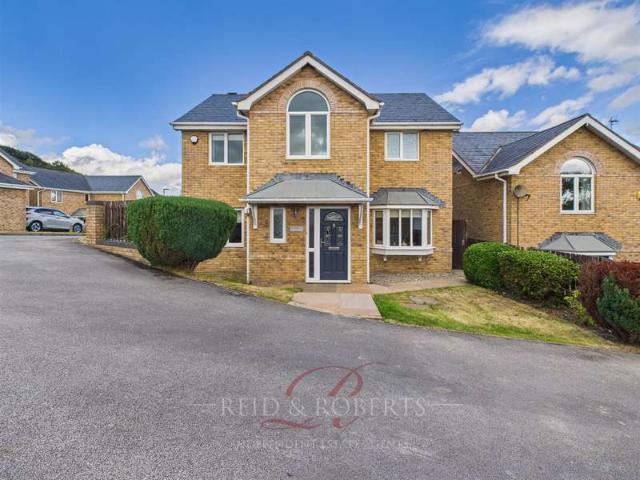 4 Bedroom Detached House