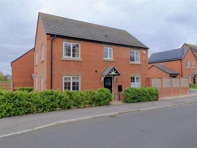 4 Bedroom Detached House