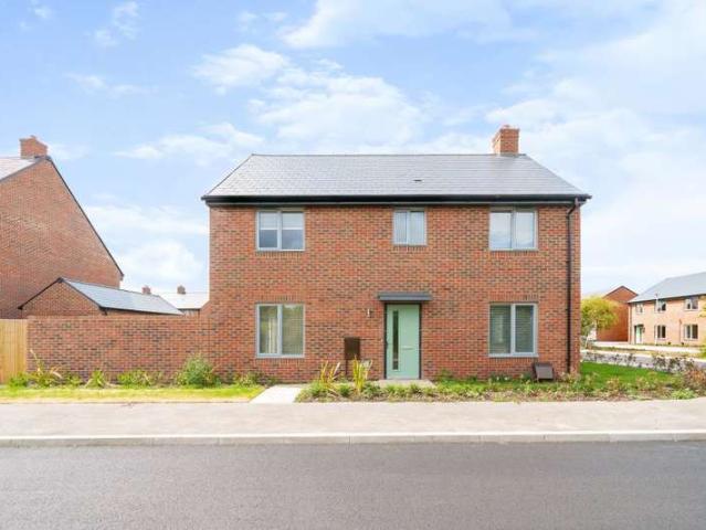 4 Bedroom Detached House