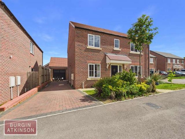 4 Bedroom Detached House