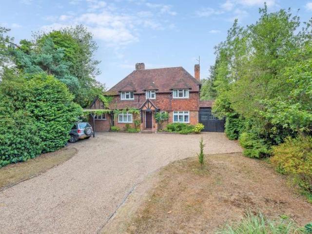 4 Bedroom Detached House