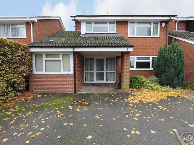 4 Bedroom Detached House