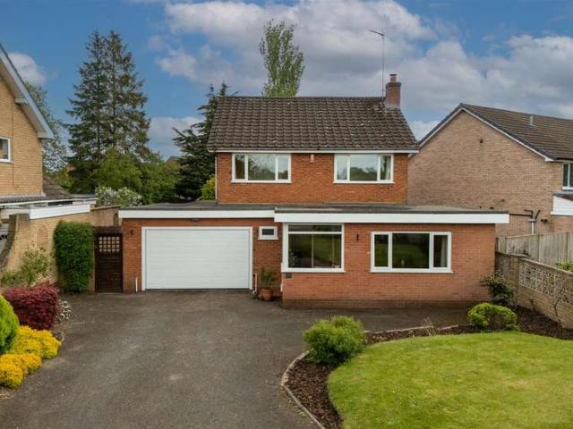 4 Bedroom Detached House