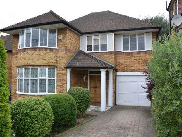 4 Bedroom Detached House