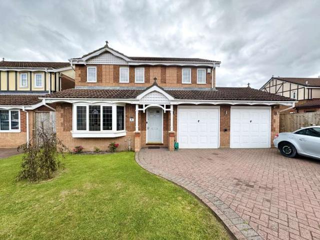 4 Bedroom Detached House